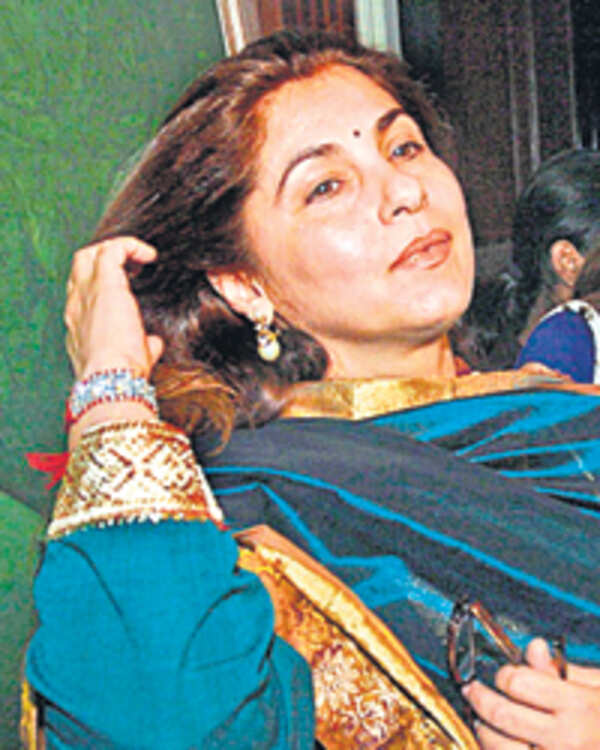 Dimple makes a comeback | Hindi Movie News - Times of India