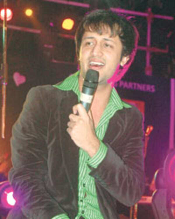 Atif in Ahmedabad | Events Movie News - Times of India