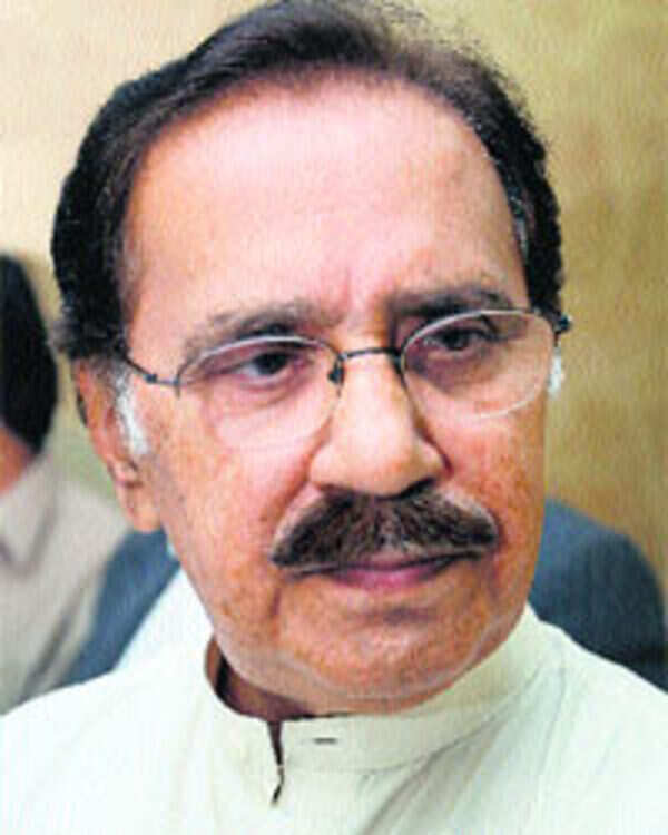 Zardari man Fahim frontrunner for PM - Times of India
