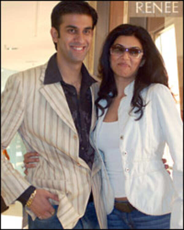 Meet star siblings 'Titu' and 'Raja' - Times of India