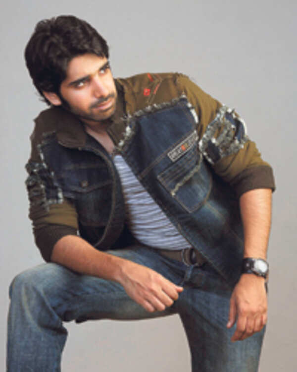 Sushanth on tour | Hindi Movie News - Times of India