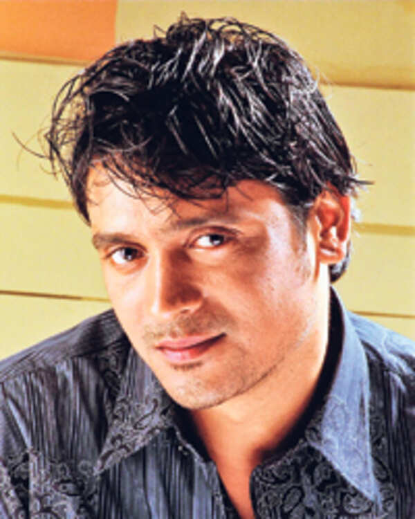 I’m happy doing Chaturanga: Subrat Dutta | Hindi Movie News - Times of ...