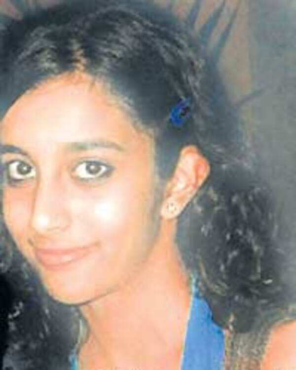 Aarushi murder case: Holes in police story | Delhi News - Times of India