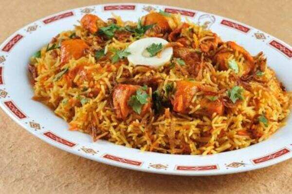 Indian restaurants captivate hearts of locals in Kuwait - Times of India