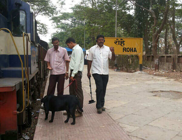 Roha-Diva Train: Bomb scare delays Roha-Diva train by over 4 hours in ...