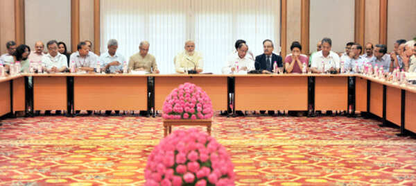 No file should go through more than 4 layers: Cabinet secretary to ...