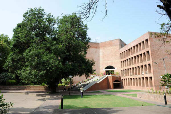 Students Exchange Programmes: IIM-A students spurn Asia, US for Europe ...