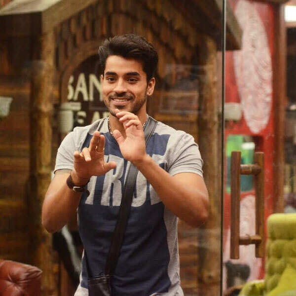 Sad surprise leaves Bigg Boss contestants worried - Times of India