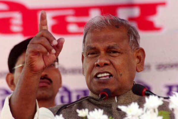 Bihar CM Manjhi attacks critics, says won't listen to 'gyani' people ...