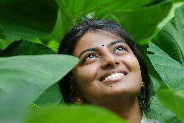 Kayal Movie Review {3/5}: Critic Review of Kayal by Times of India