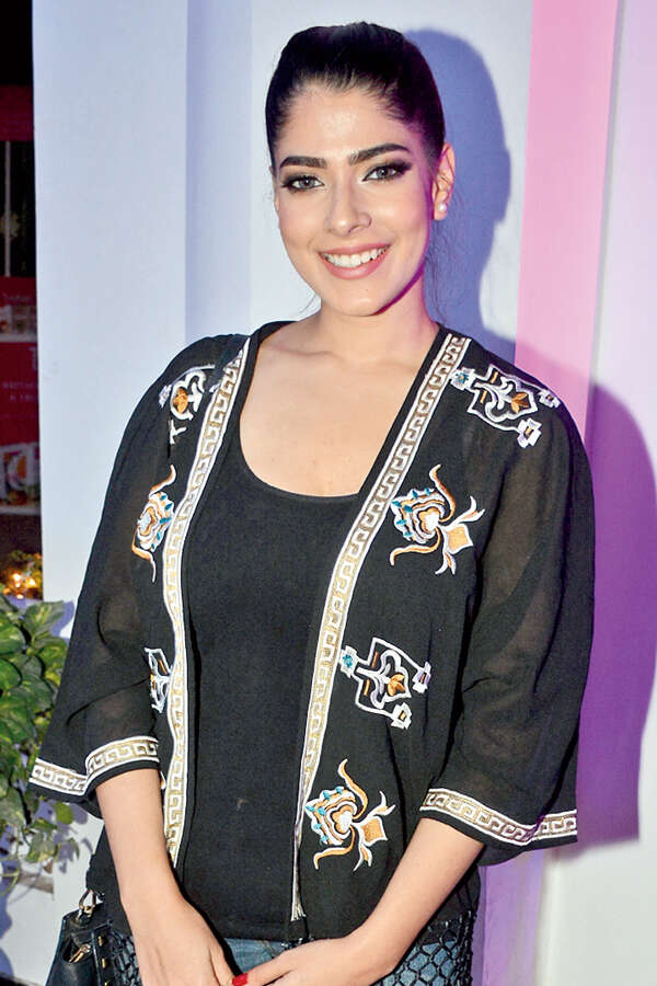 Geetanjali Photos | Geetanjali Images | Geetanjali Pictures | Times of ...