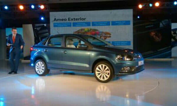 Volkswagen unveils Ameo compact sedan - Times of India