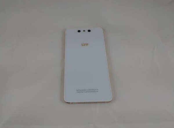 Reliance LYF Earth 1 review: A great 4G phone for entertainment addicts ...