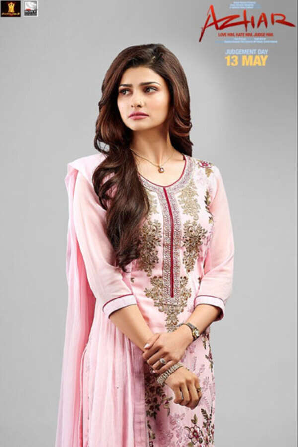 Emraan Hashmi turns Azharuddin on 'Azhar' poster | Hindi Movie News ...