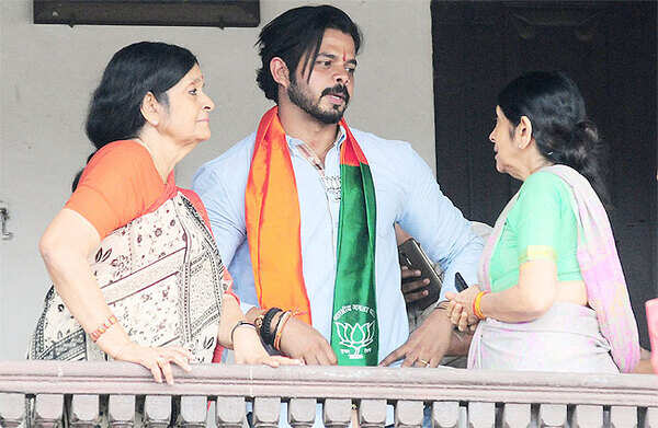 Assembly Elections 2016: Sports stars aim to score in politics | Off ...