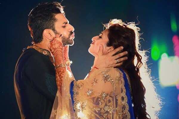 Watch videos: Divyanka and Vivek's dance on their sangeet ceremony ...