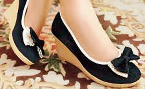 Chic closed shoes are reigning the fashion charts this year - Times of ...