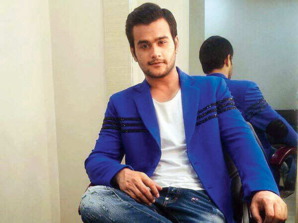 Slapgate! After an ugly spat Sonal and Ankush end up slapping each other - Times of India