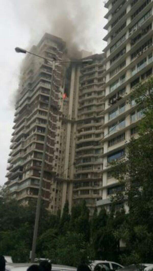 Mumbai News: Fire breaks out in residential apartment at Cuffe Parade's ...