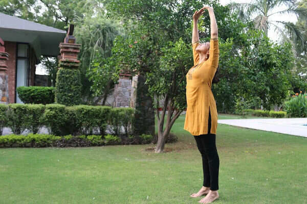 Diwali 2017: Yoga Asanas To Get Glowing Skin | - Times of India
