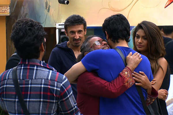 Bigg Boss 10: Troublemaker Om Swami is back inside the house - Times of ...