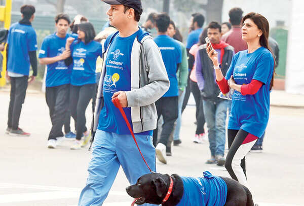 Delhi walks for cancer awareness at Rajpath | Delhi News - Times of India