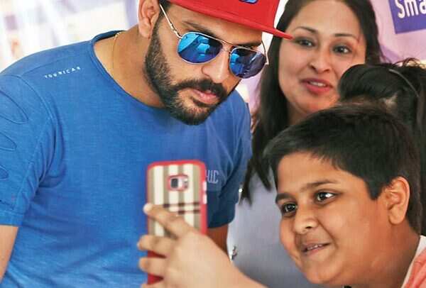 Yuvraj Singh: Yuvraj Singh's cricket date with Gurgaonwallahs | Gurgaon ...