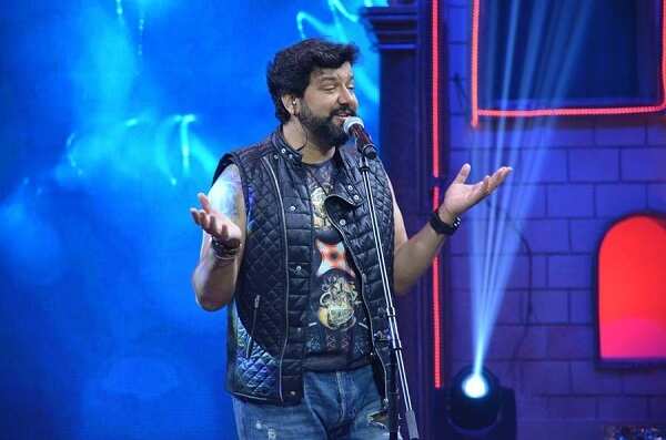 Experience Avdhoot’s mesmerising voice | Marathi Movie News - Times of ...