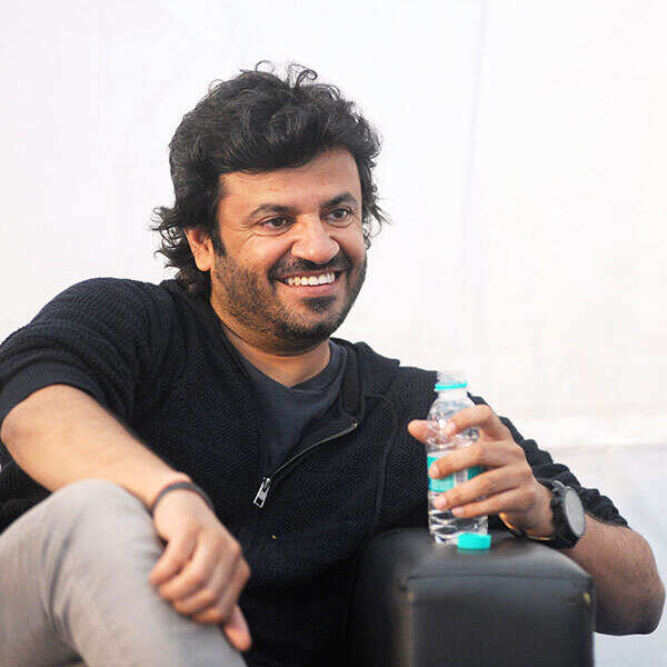 Vikas Bahl Photos | Vikas Bahl Images | Vikas Bahl Pictures | Times of ...