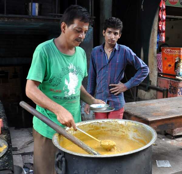 Shirmaal: Indore steps out for a culinary pilgrimage | Indore News ...