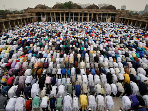 Eid-Ul-Fitr: Eid celebrations across India | Delhi News - Times of India