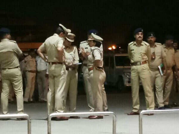 Gujarat RS Polls: 44 Congress MLAs return from Bengaluru amid high ...