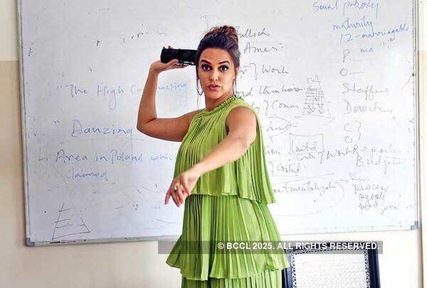 Neha Dhupia relives JMC memories after 16 years | Hindi Movie News ...