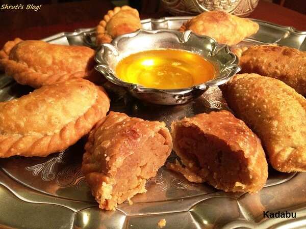 Maharashtra: Of Kadabu and Prawn Patwad: Divine naivedya for Ganesha ...