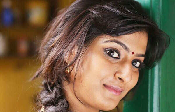 Kollywood mourns Anitha’s death | Tamil Movie News - Times of India