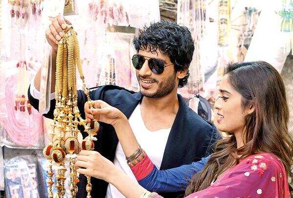 Neha Saxena and Nitin Goswami’s Dilliwali Diwali shopping - Times of India