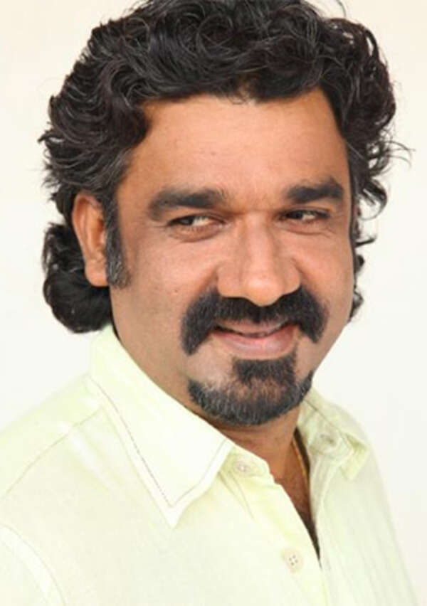 Secret Movie Review: A gripping mystery that works in parts