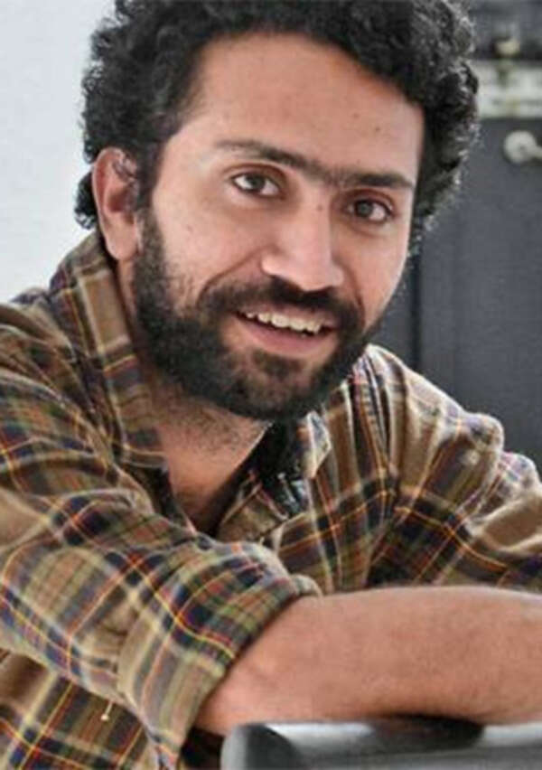 Soothravakyam Movie Review: A Gentle Cop Drama with Good Intentions and ...