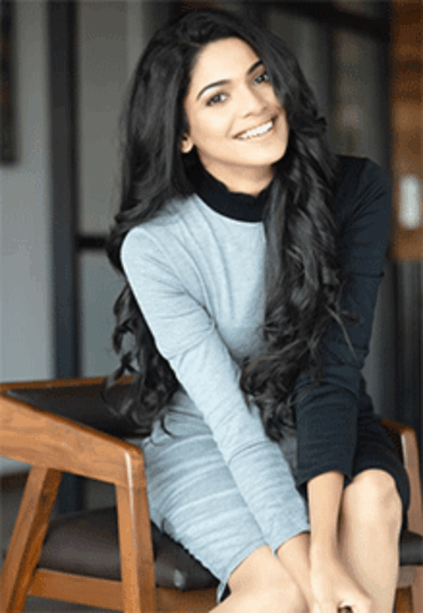 Ambat Shoukin Movie Review: Full marks for effort, but only half for the execution