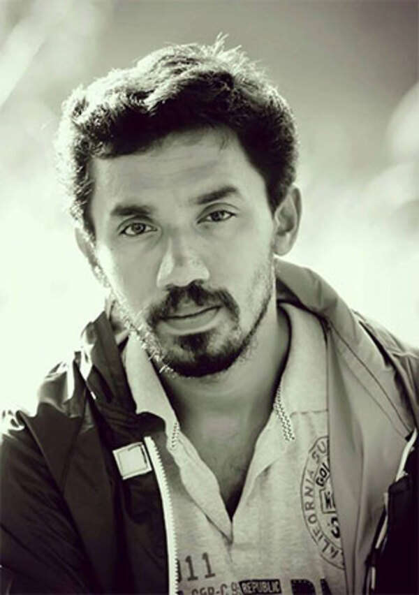 Anjaam Pathira Movie Review: A decently engaging crime thriller