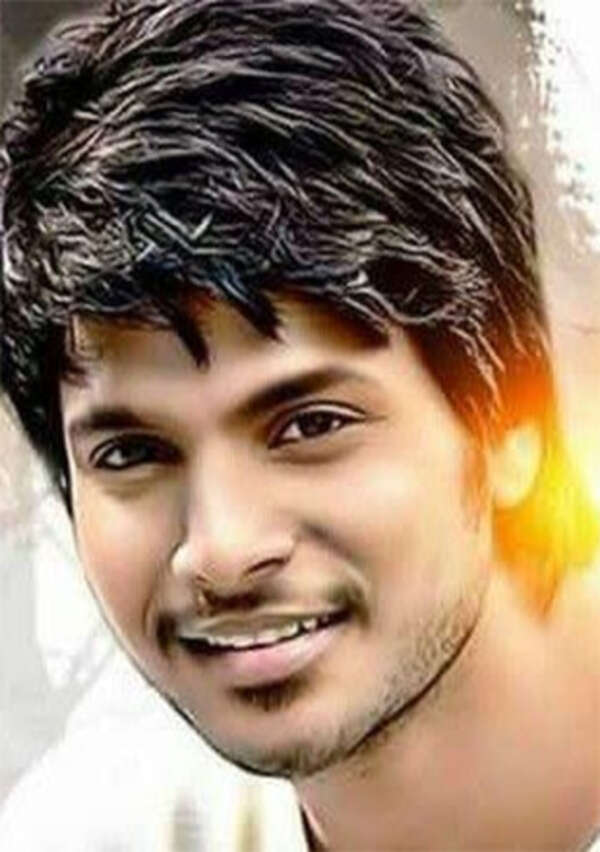 Maayavan Movie Review {3.5/5}: One of the best things about Maayavan is ...