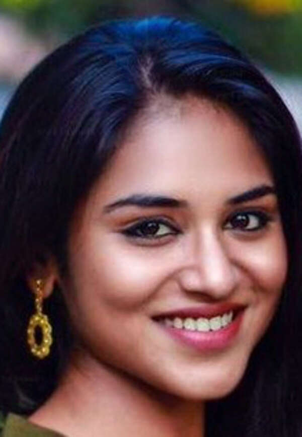 Parking Movie Review: Harish Kalyan and MS Bhaskar excel in a tensely staged drama on an ...