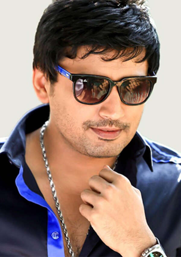 Andhagan Movie Review: A thriller that hits the right notes