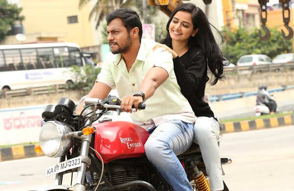 Garuda Movie Review: This 'Garuda' has his eyes on the evil forces