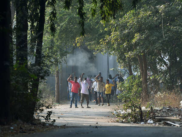 Mumbai Violence: Mumbai riots: Maharashtra simmers after Pune violence ...