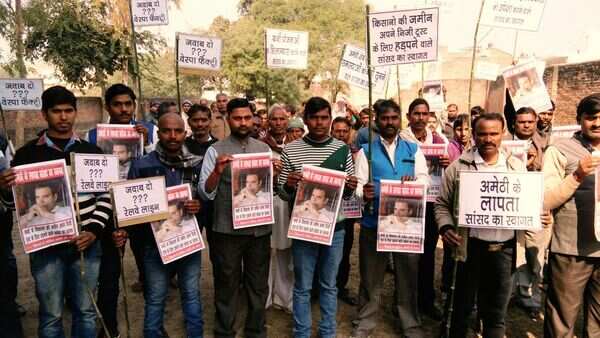 Ravana: Posters depicting Rahul Gandhi as 'lord Rama' and PM Modi as ...