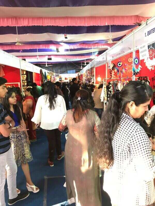 90 stalls manage to pull over 7K visitors at Flea Market in Saket ...