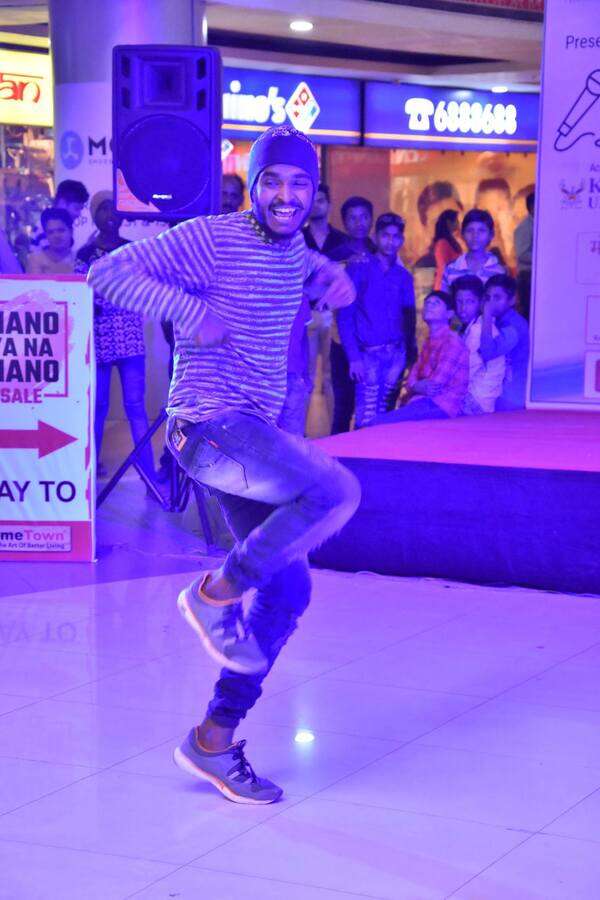 State level singing and dancing competition gets Raipur zinging ...