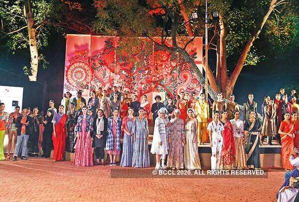 A reunion, ramp nostalgia and more at NIFT's alumni fashion show ...