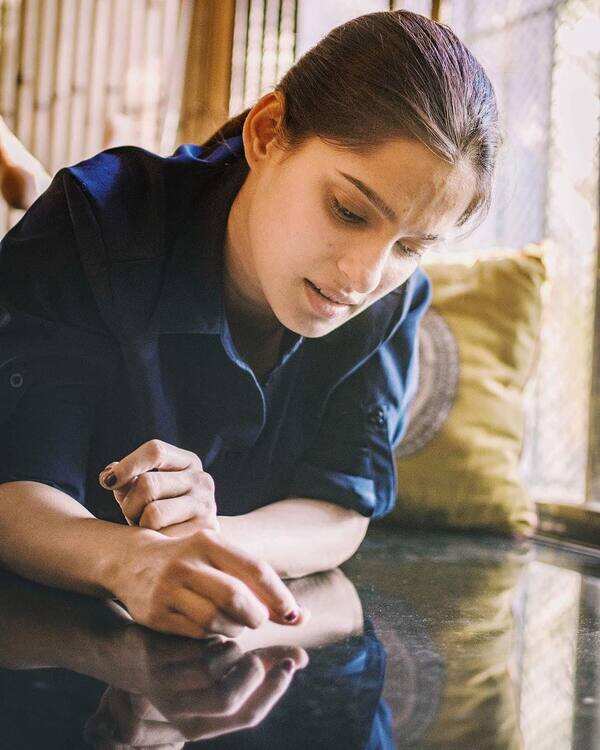 Priya Bapat to write short stories? | Marathi Movie News - Times of India